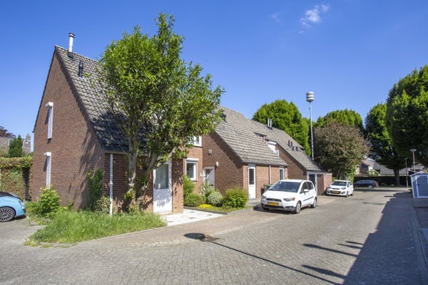 Koopwoningen Oud-Geleen en Haesselderveld te Geleen – Huis te koop in ...