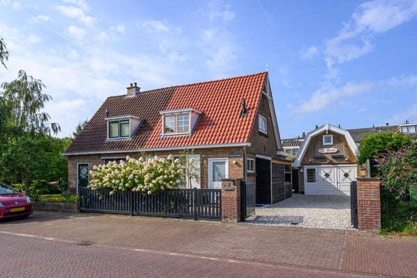 Koopwoningen Huizen – Huis te koop in Huizen