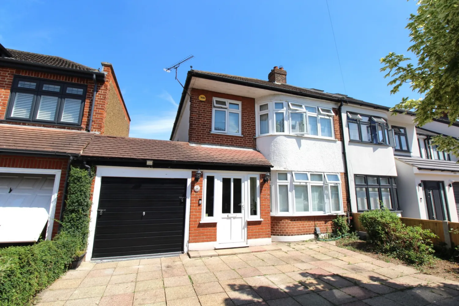 House to rent The Grove, Greater London | rentaroof