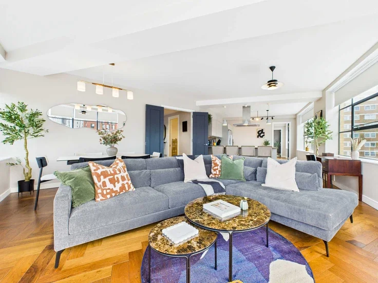 Flat to rent East Road, Greater London | rentaroof