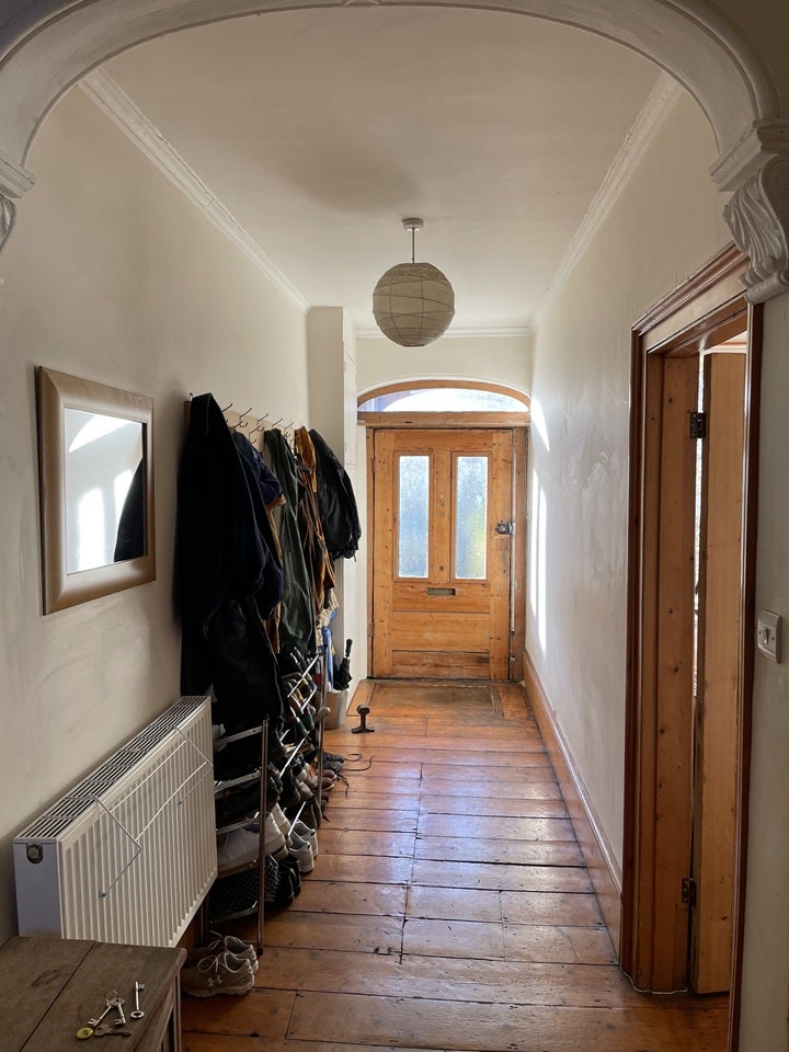 House to rent Grove Lane, Greater London | rentaroof