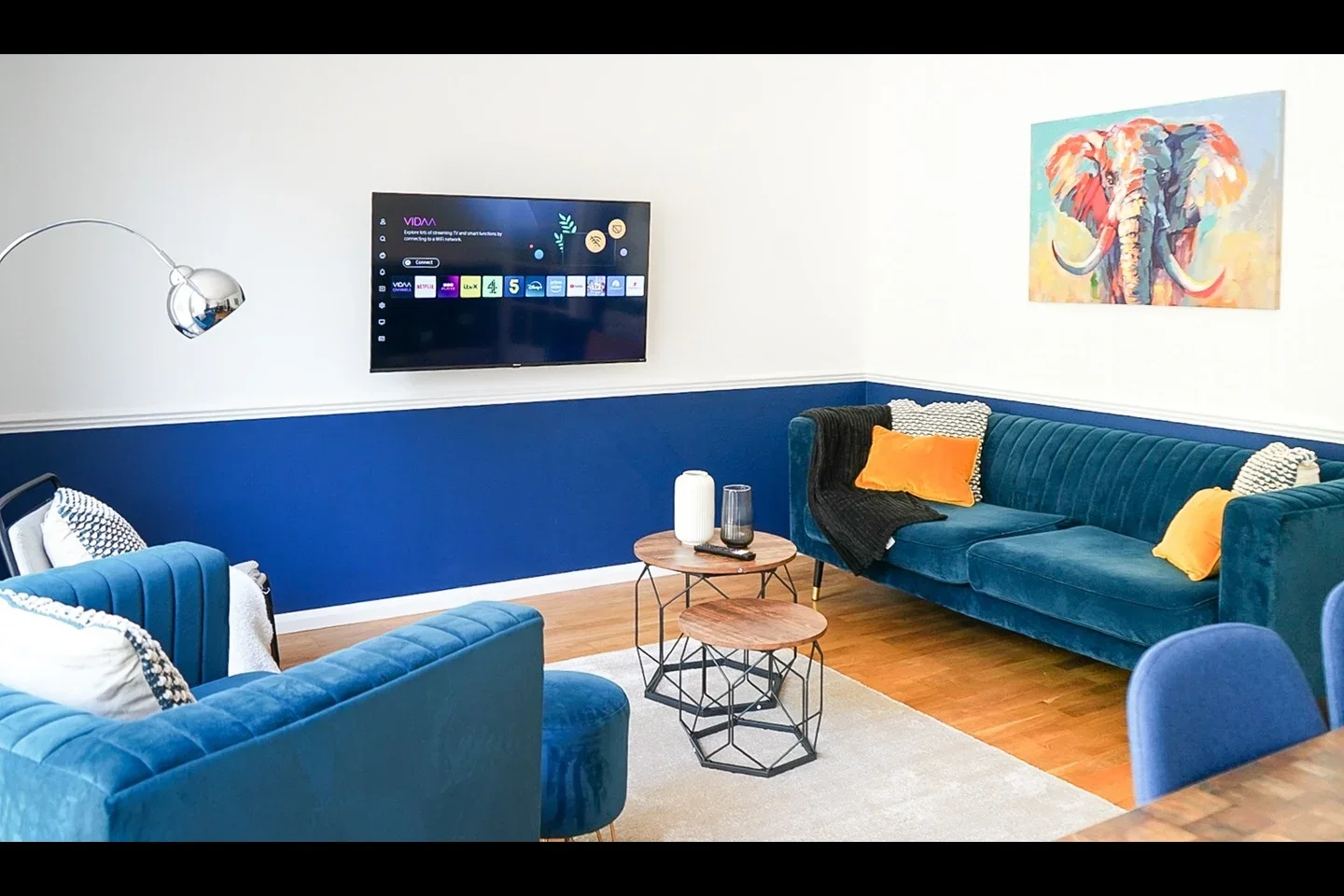 Flat to rent Divis Way, Greater London | rentaroof