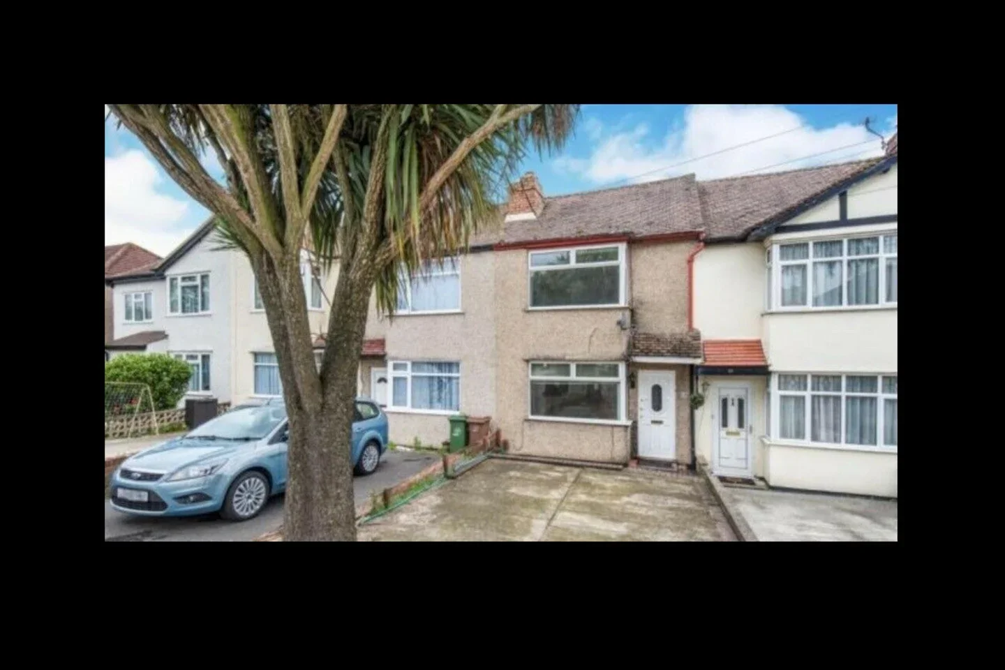 House to rent Boscombe Road, Greater London | rentaroof