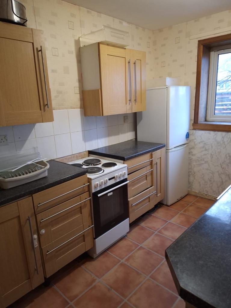 Flat to rent Forrester Park Drive, City of Edinburgh | rentaroof