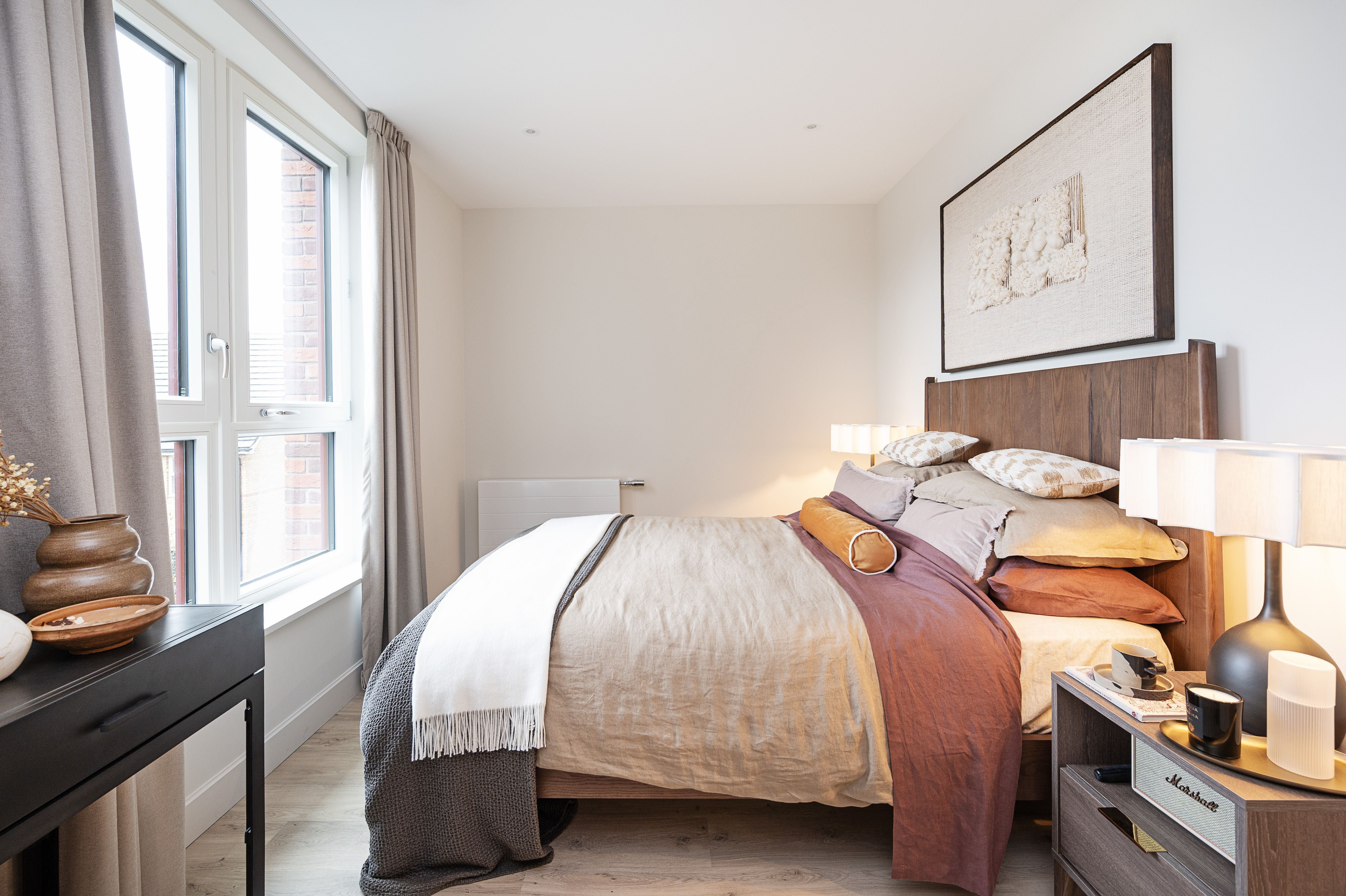 Flat to rent Clements Road, Greater London | rentaroof