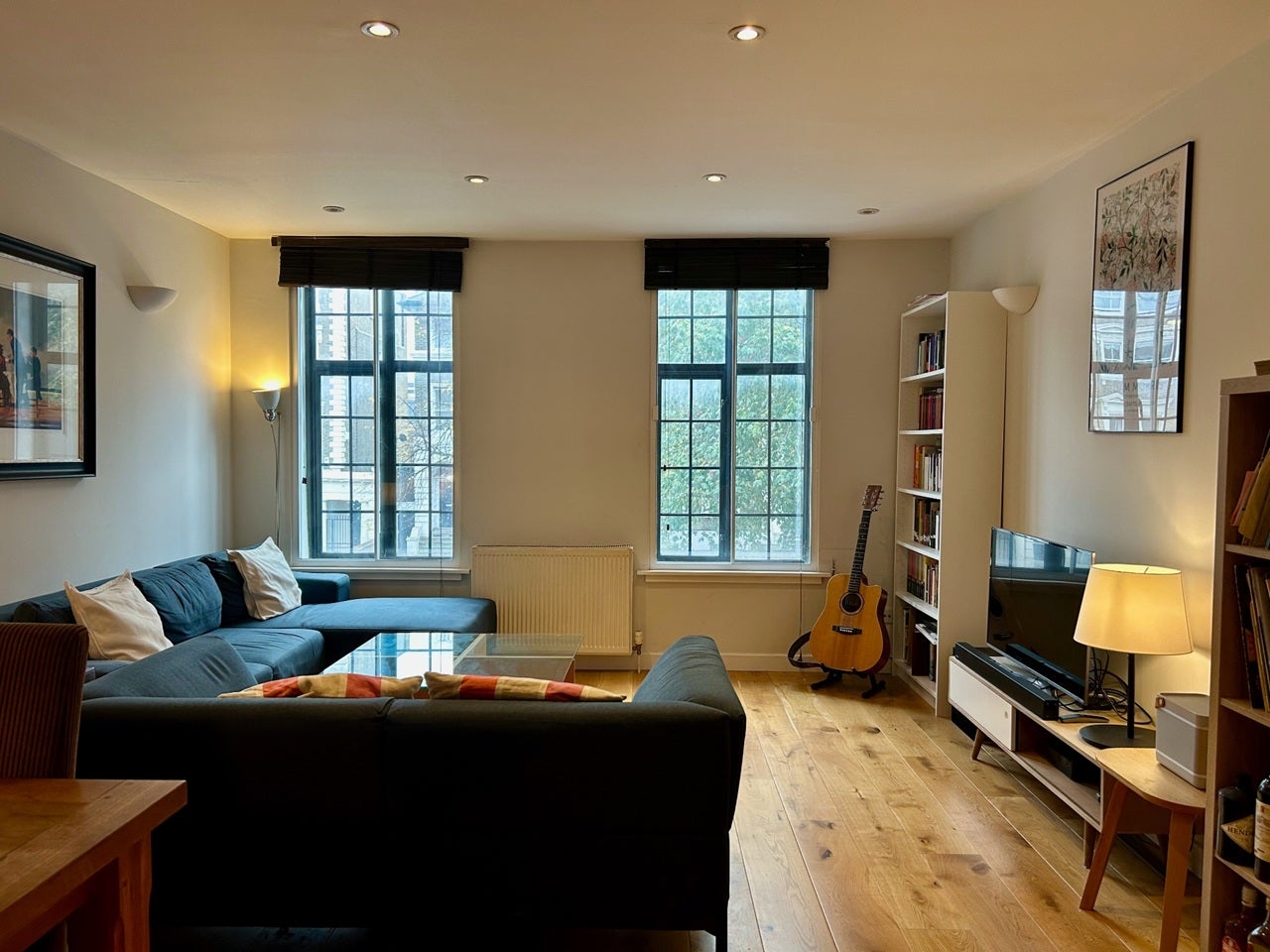 Flat to rent Brixton Road, Greater London | rentaroof