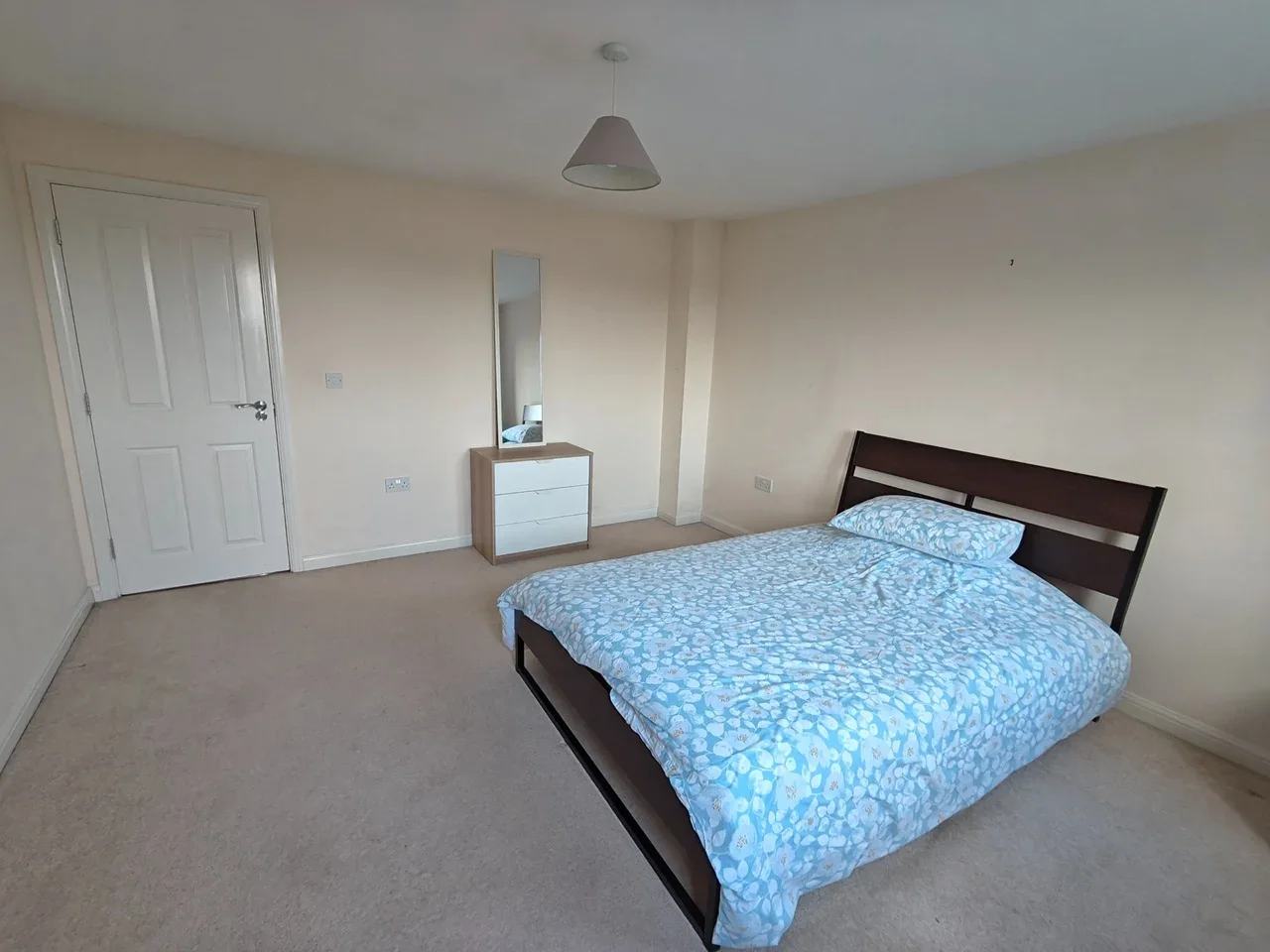 House to rent Wordsworth Road, Bristol | rentaroof