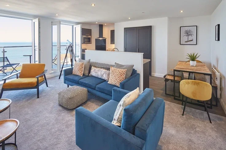 Flat to rent Crescent Terrace, Whitby | rentaroof