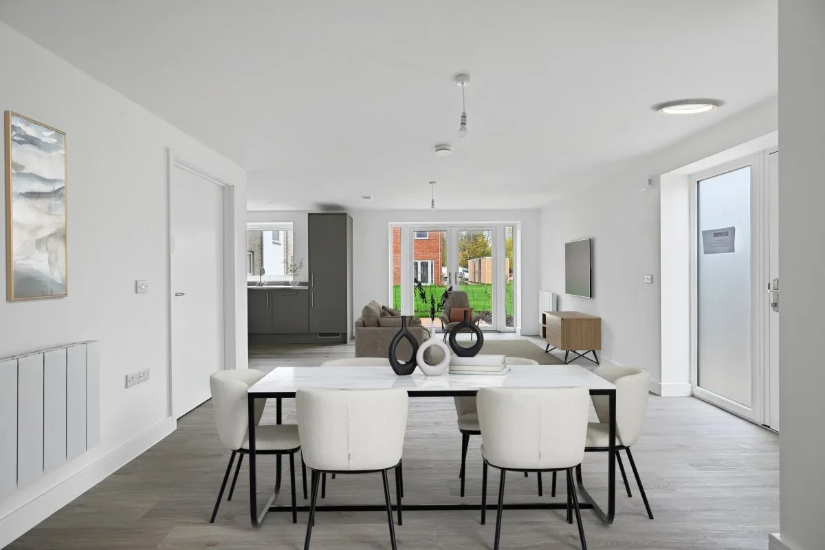 Flat to rent Oundle Road, Peterborough | rentaroof