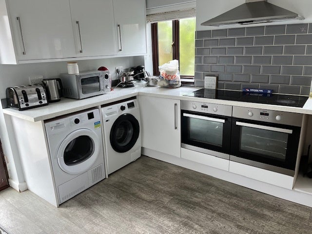 Flat to rent Liddington Street, Swindon | rentaroof