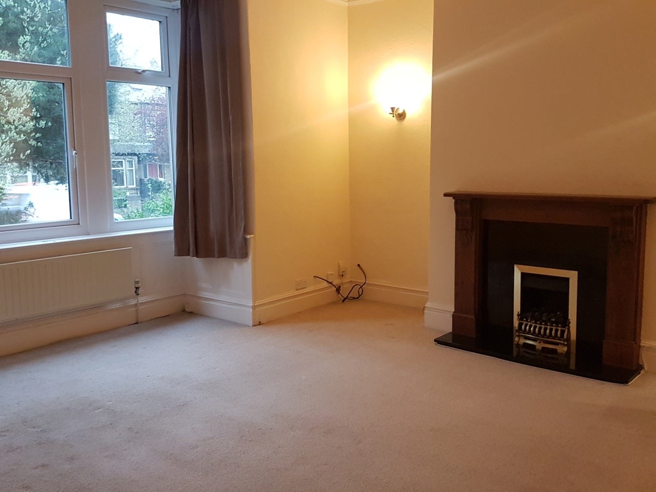 Flat to rent Redburn Road, Bradford | rentaroof