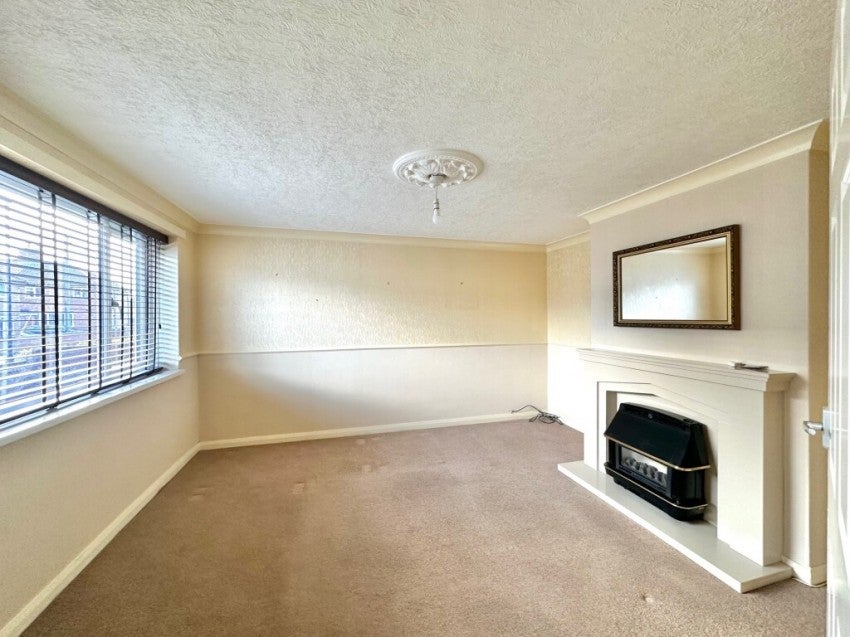 House to rent Linden Avenue, Great Ayton | rentaroof