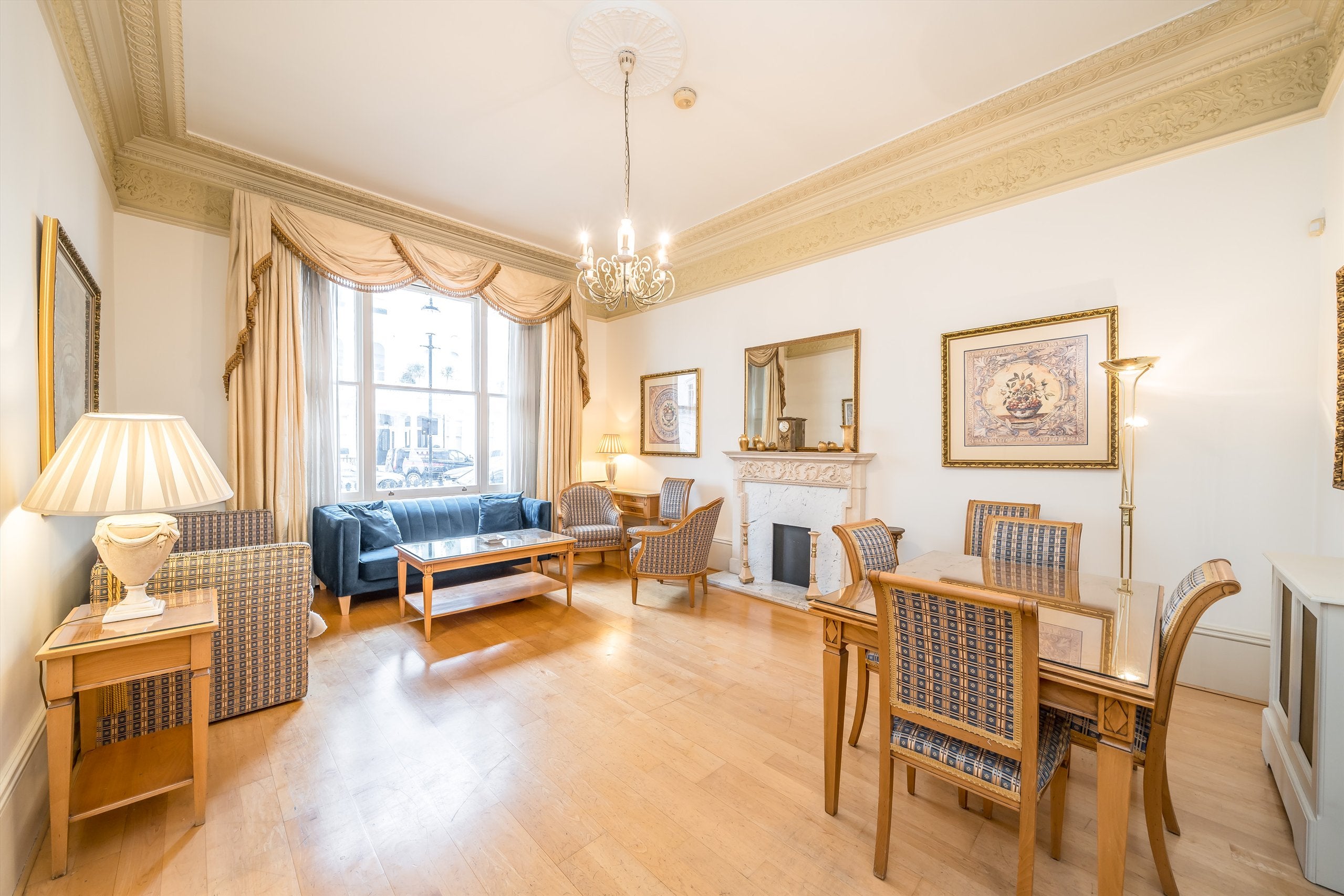 Flat to rent Queen's Gate Mews, Greater London | rentaroof
