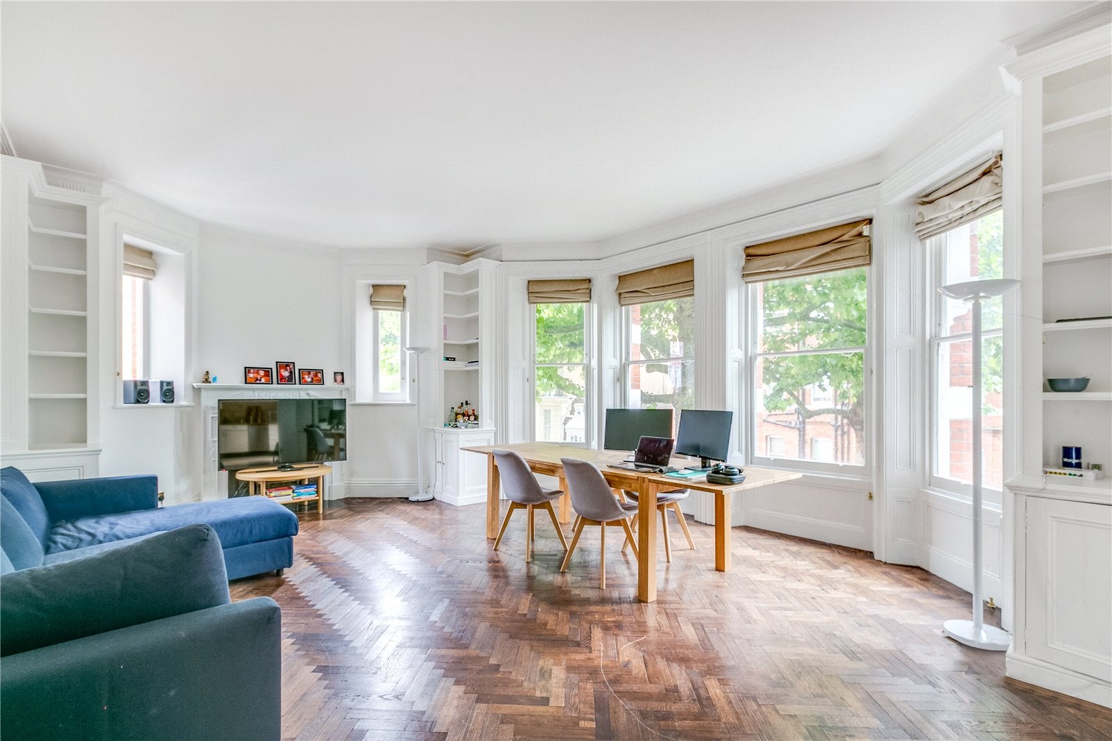 Flat to rent Trebovir Road, Greater London | rentaroof