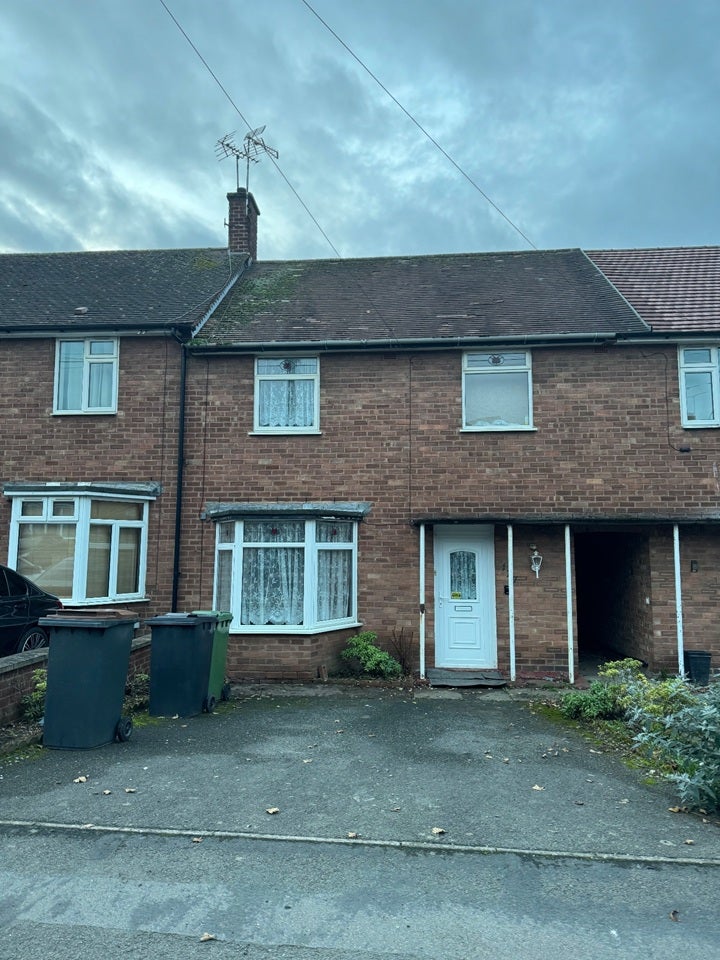House to rent Marston Lane, Nuneaton and Bedworth | rentaroof