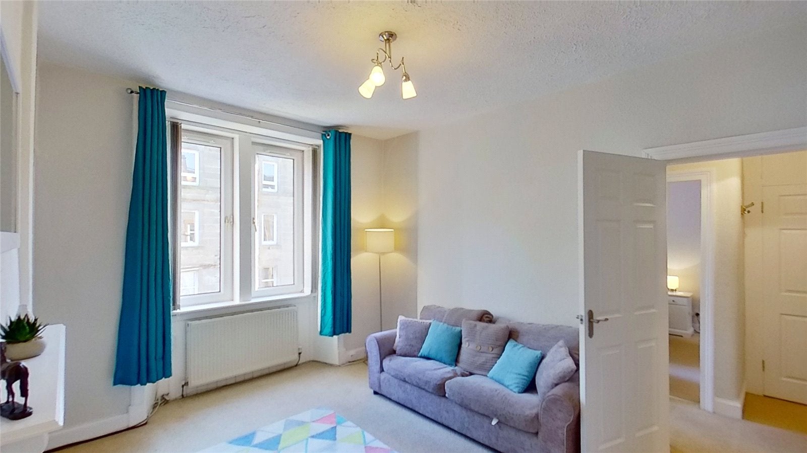 Flat to rent Watson Crescent, City of Edinburgh | rentaroof