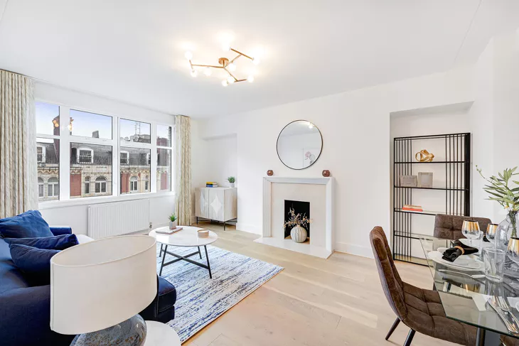 Flat to rent Sloane Street, Greater London | rentaroof