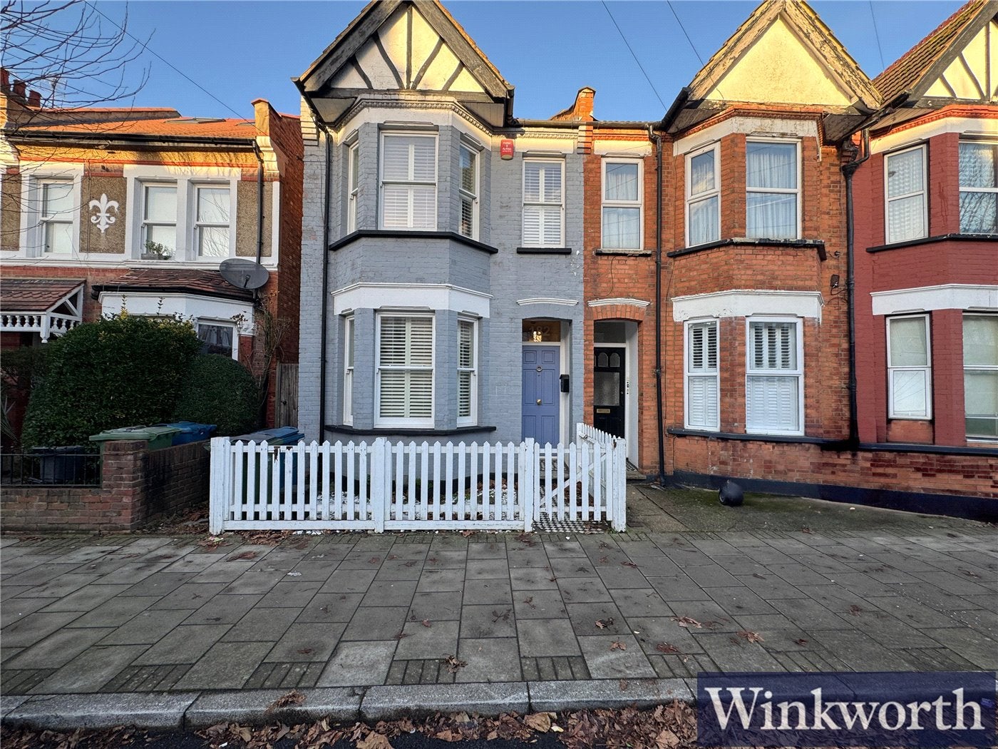 House to rent Vaughan Road, Greater London | rentaroof