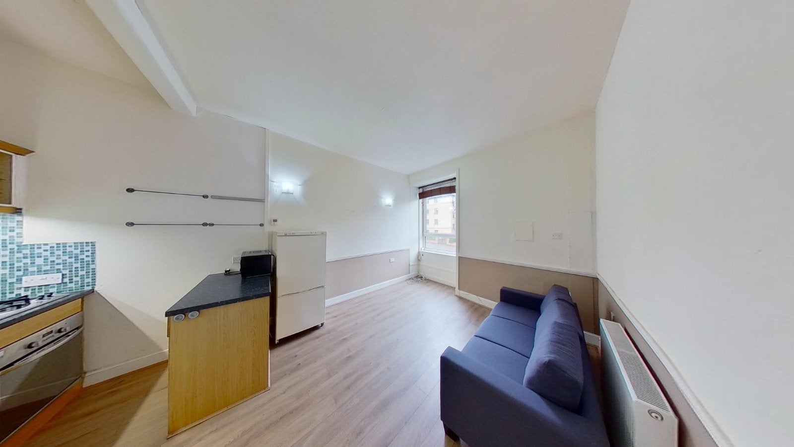 Flat to rent Roseburn Street, City of Edinburgh | rentaroof
