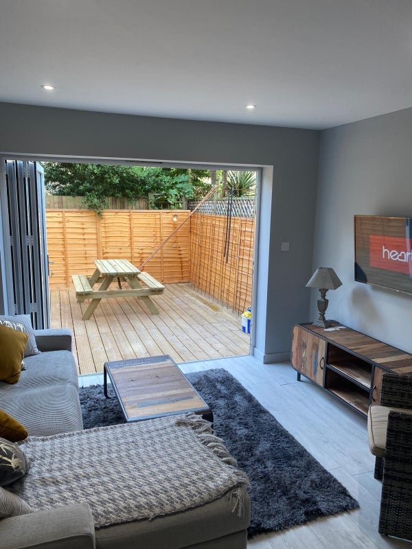 Flat to rent New King's Road, Greater London | rentaroof