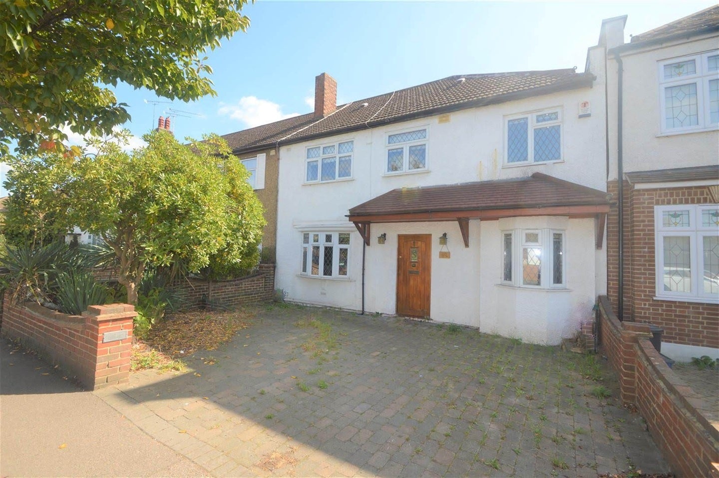 House to rent Ashbourne Avenue, Greater London | rentaroof