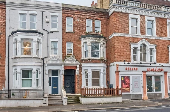 House to rent Fulham Palace Road, Greater London | rentaroof