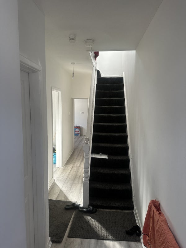 House to rent Nile Road, Pontypridd | rentaroof