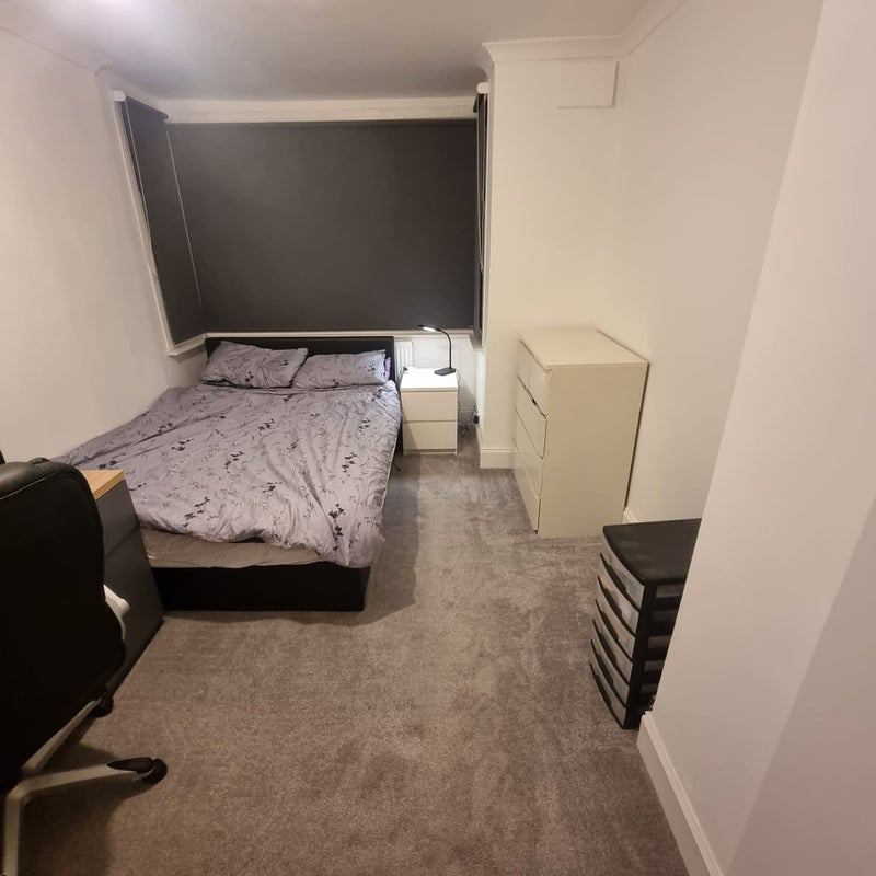 Flat to rent Filton Avenue, Bristol | rentaroof