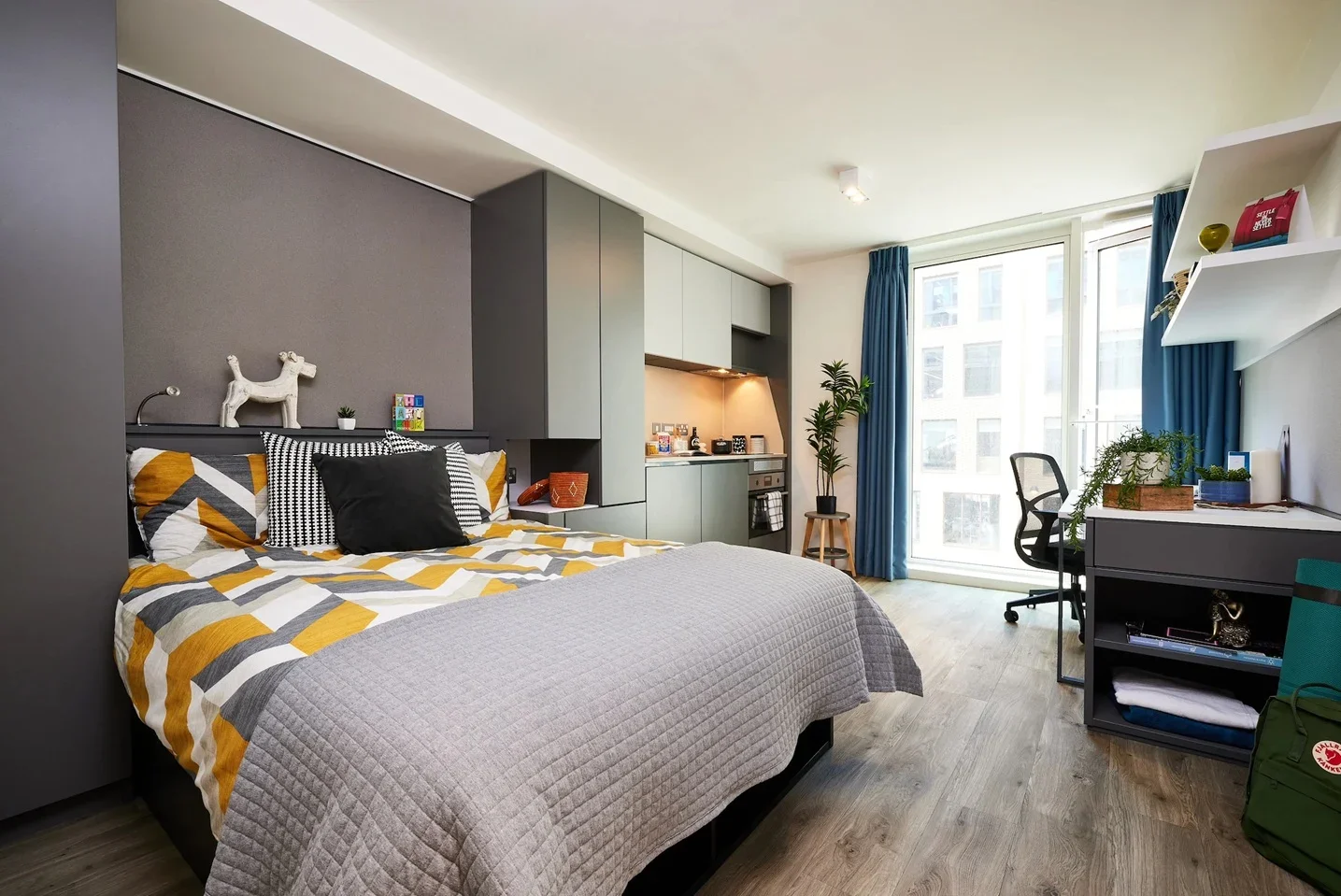 Flat to rent Strawberry Place, Newcastle upon Tyne | rentaroof