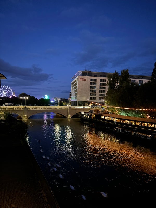 Room to rent Henry Penn Walk, Peterborough | rentaroof