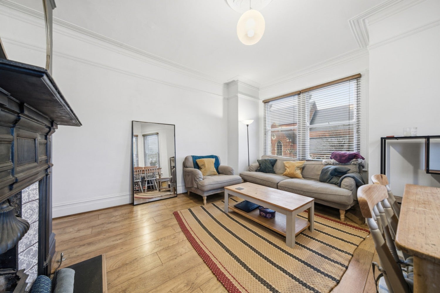 Flat to rent Telford Avenue, Greater London | rentaroof