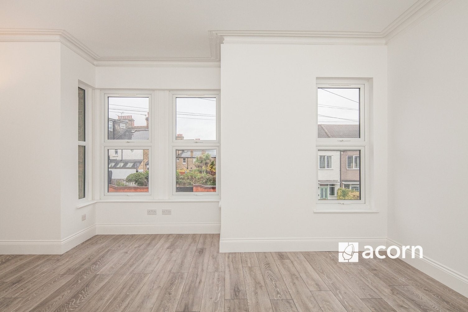 Flat to rent Whatman Road, Greater London | rentaroof