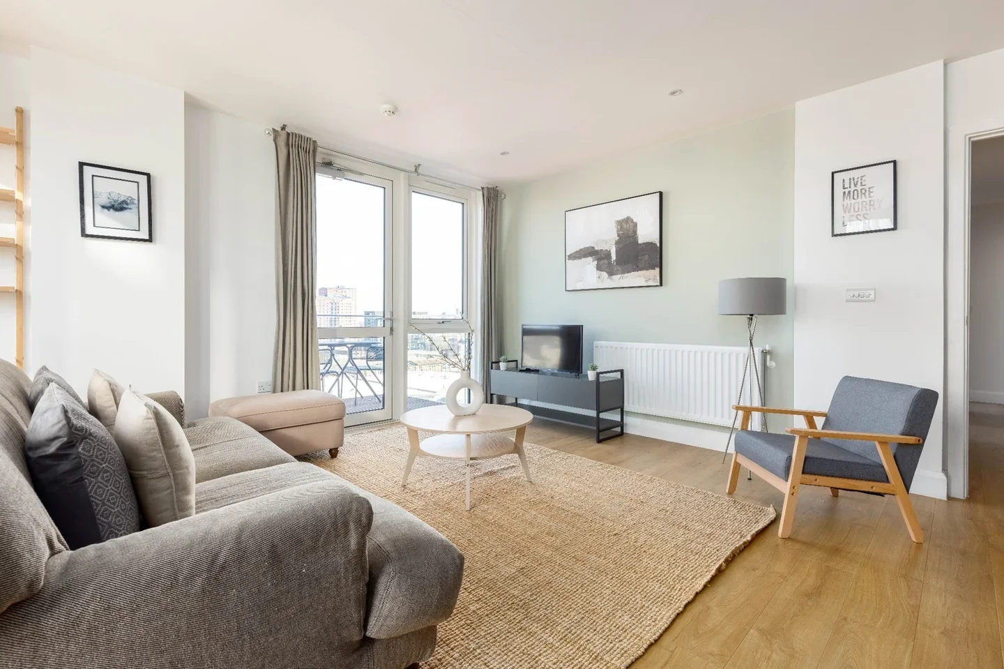 Flat to rent Barry Blandford Way, Greater London | rentaroof