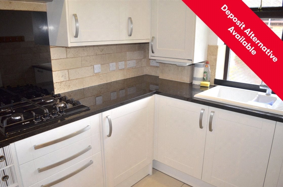 Flat to rent Chandler Court, Greater London | rentaroof