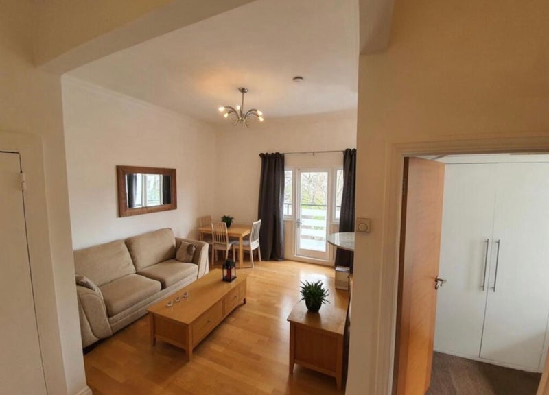 Flat to rent Haverstock Hill, Greater London | rentaroof
