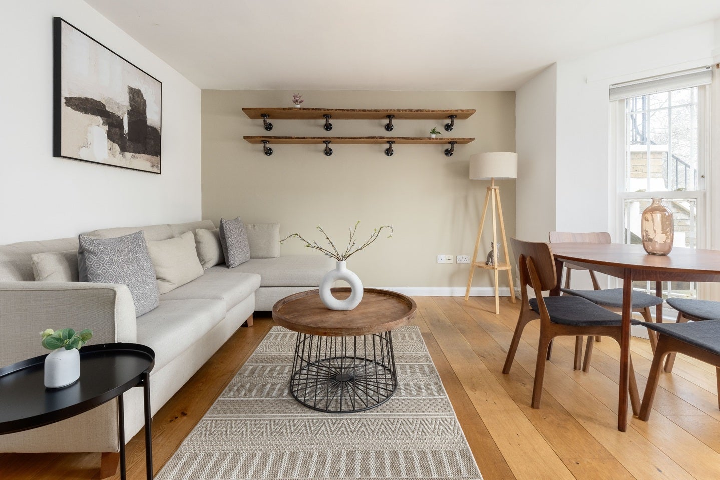 House to rent Villa Road, Greater London | rentaroof