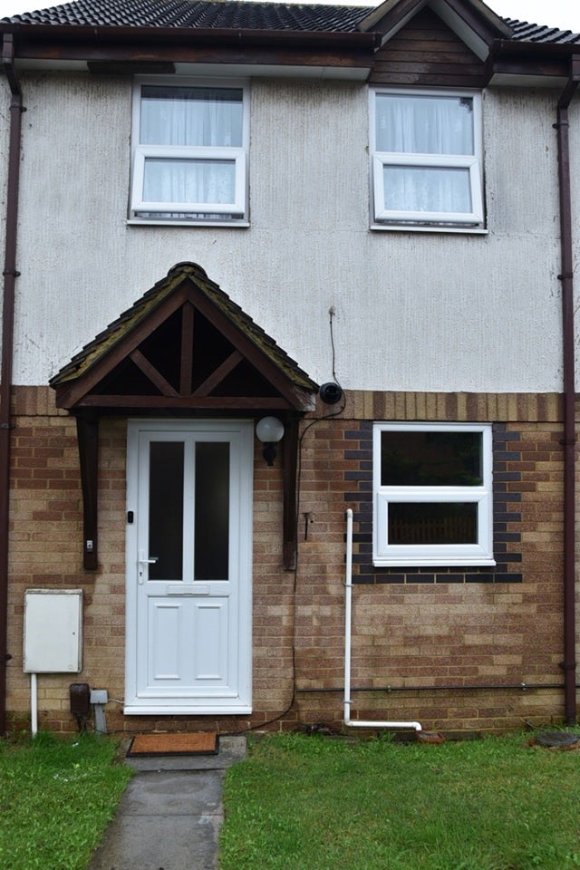 House to rent Ormonds Close, Bradley Stoke | rentaroof