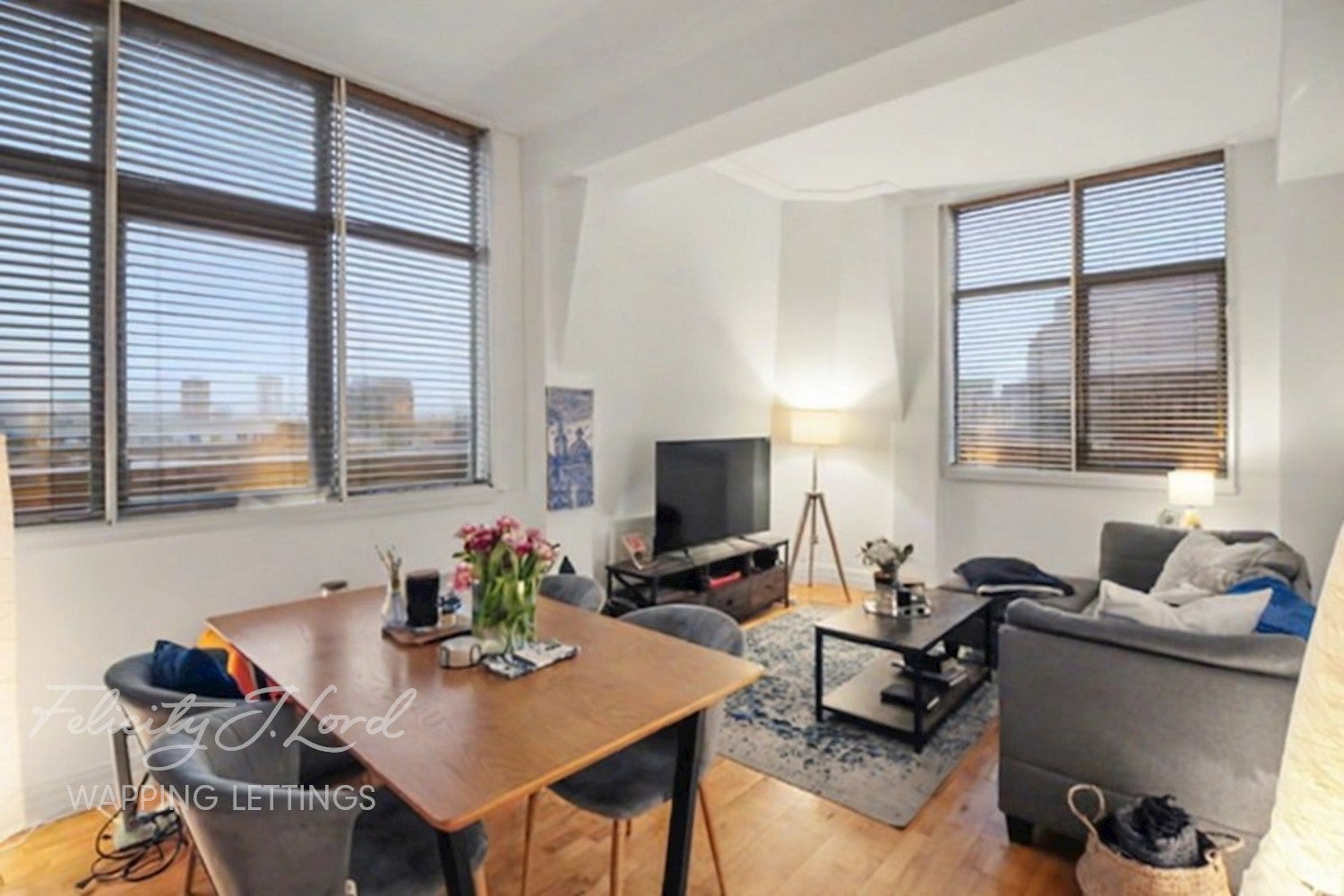 Flat to rent Prescot Street, Greater London | rentaroof