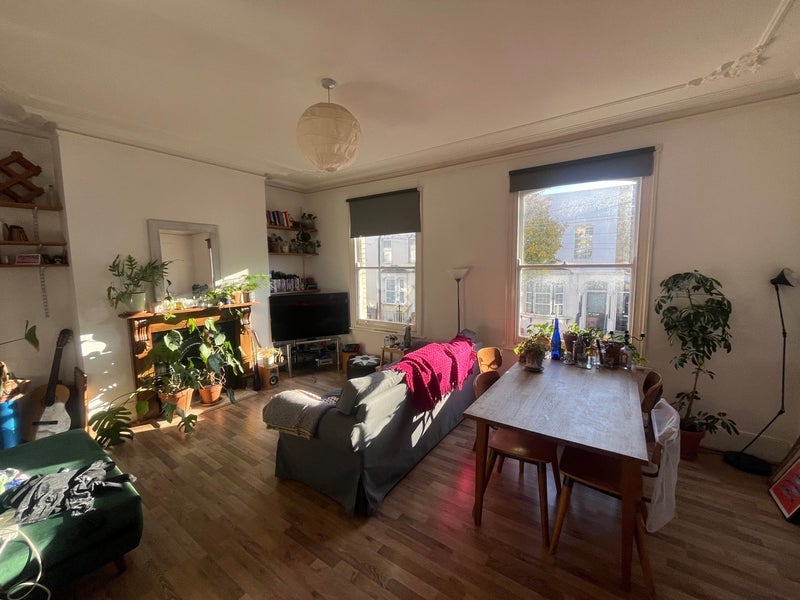 House to rent Reighton Road, Greater London | rentaroof