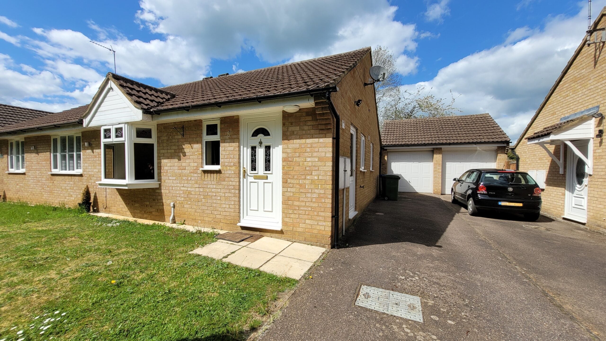 House to rent Horton Close, Middleton Cheney | rentaroof