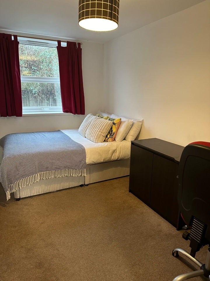 Flat to rent Hearsall Lane, Coventry | rentaroof