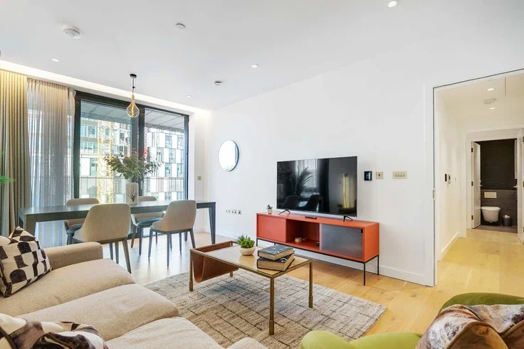 Flat to rent Camley Street, Greater London | rentaroof