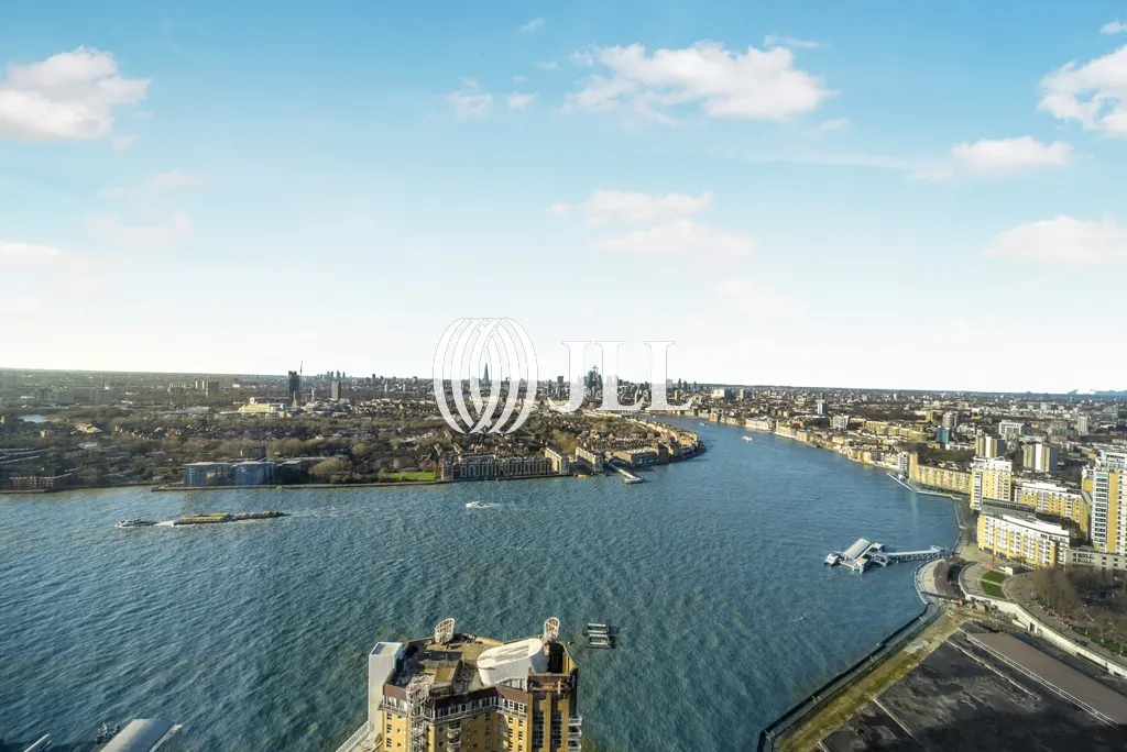 Flat to rent Marsh Wall, Greater London | rentaroof