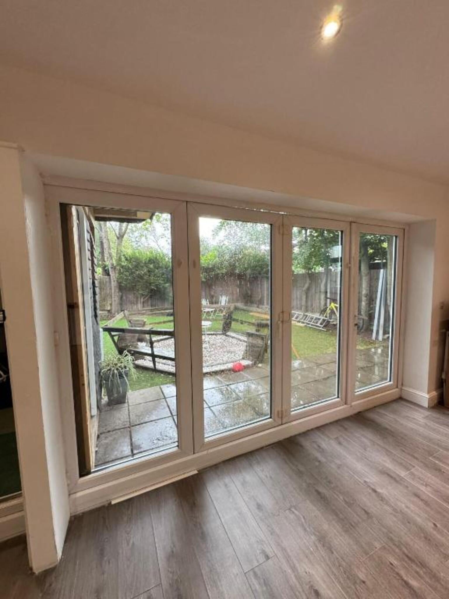 Flat to rent Chobham Road, Greater London | rentaroof