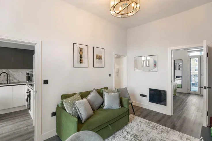 House to rent Camberwell Road, Greater London | rentaroof