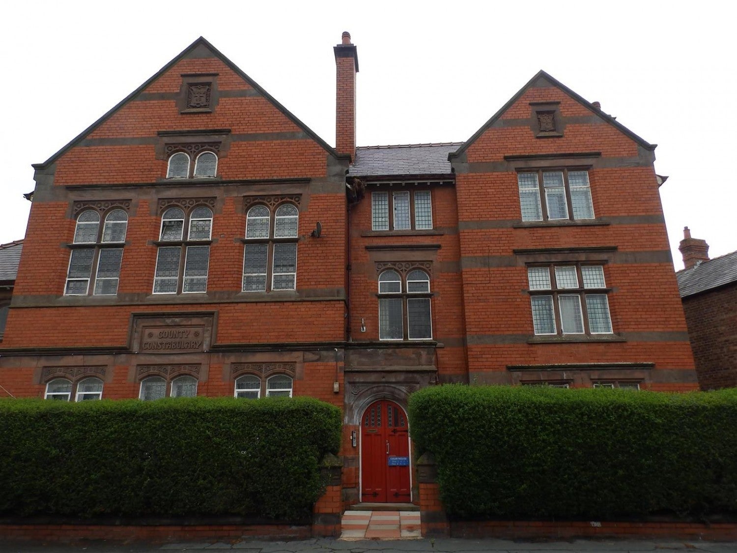 Flat to rent Westminster Road, Ellesmere Port | rentaroof
