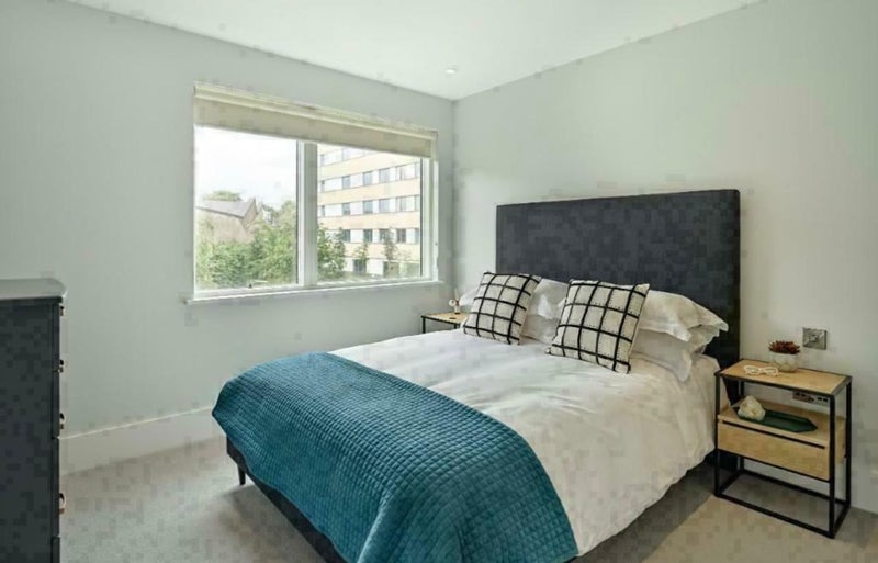 Flat to rent White Bear Lane, Greater London | rentaroof