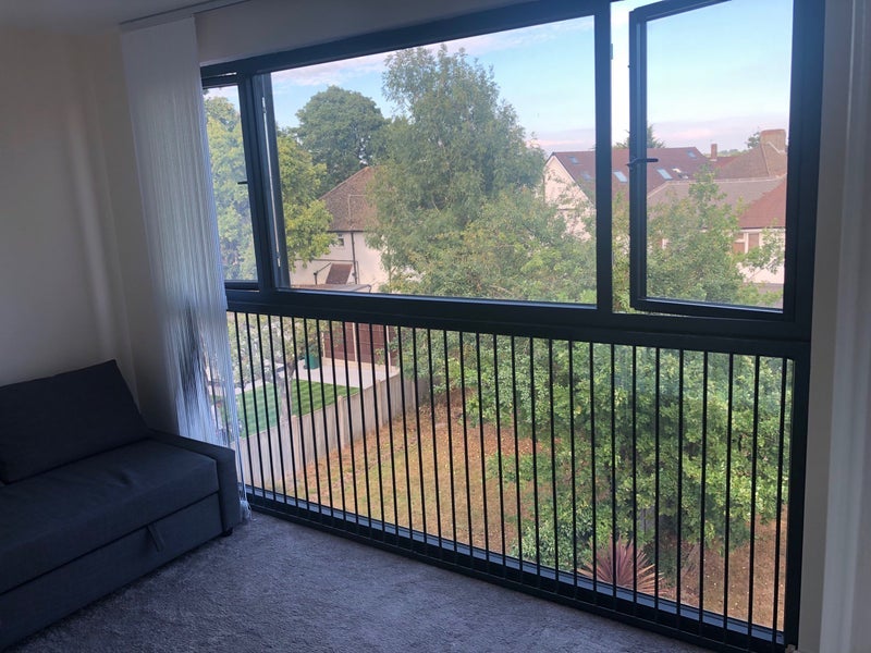 House to rent Manor Park Gardens, Greater London | rentaroof